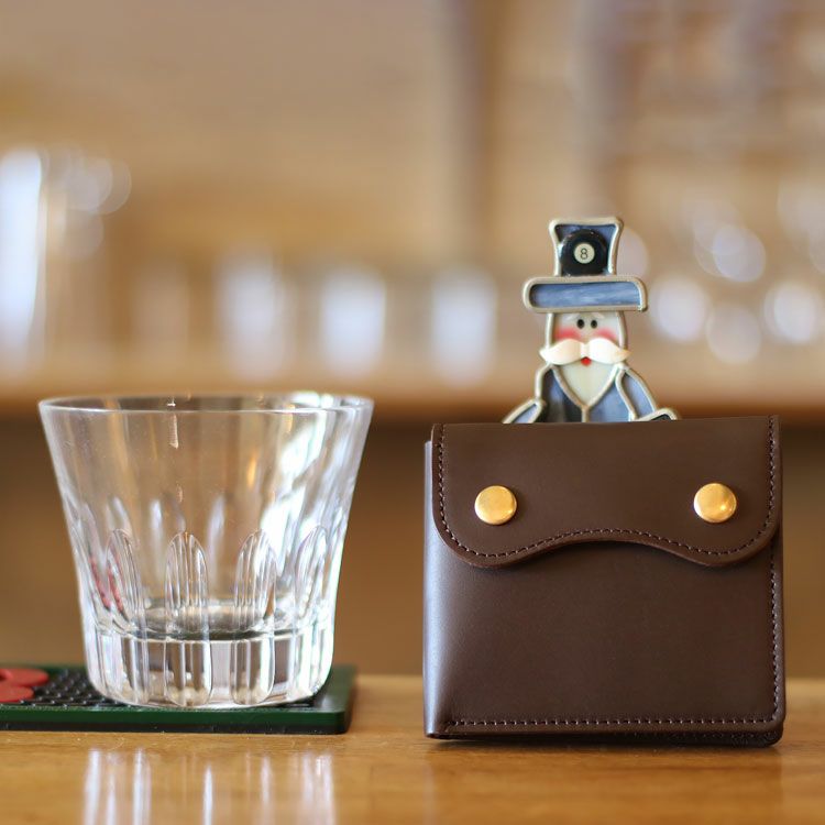 【名入れ 別途購入で可能】Jamale ちょうどいいサイズの二つ折り財布 4FC